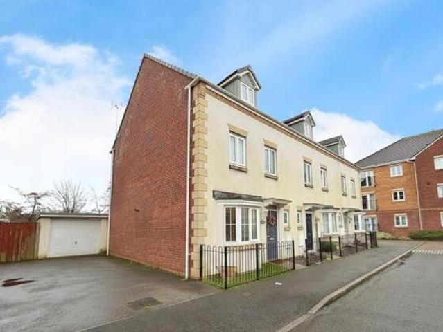 Moorland Green, Gorseinon, 4 Bedroom Town