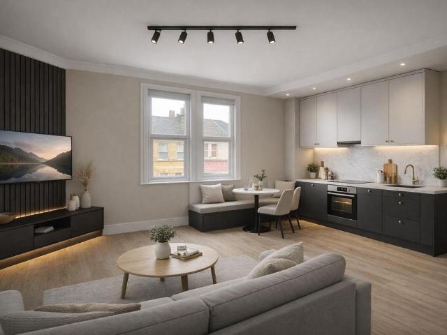 Moorland Road, Bath 2 bed apartment to rent £1,850 pcm £427 pw