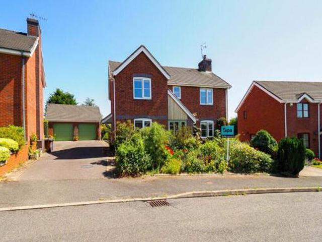 Moorlands Drive, Mayfield, 4 Bedroom Detached