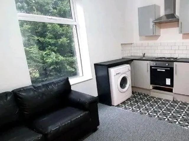 Moorside Road, Manchester, M8 5SB, United Kingdom | 1 bed apartment for rent #80281134 | Rentberry