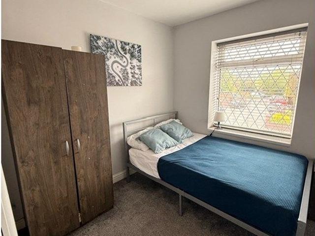 Moorside Street, Droylsden, Manchester M43, Room to rent, £580 pcm | PrimeLocation