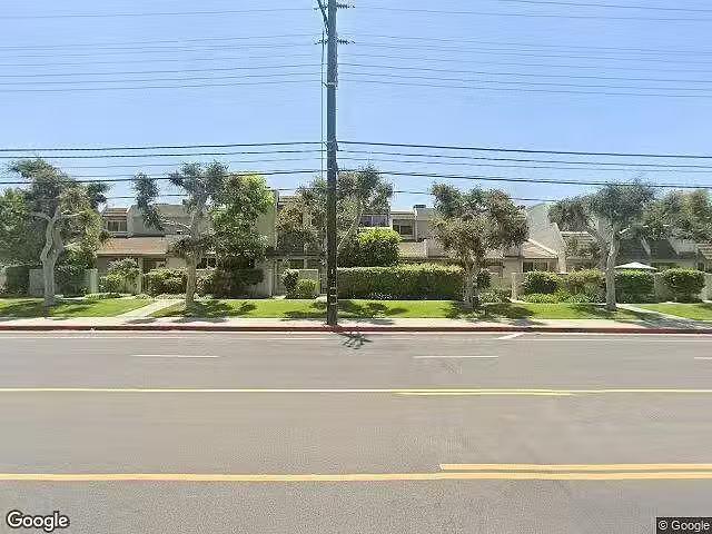 Moorpark St, Studio City, CA 91604
