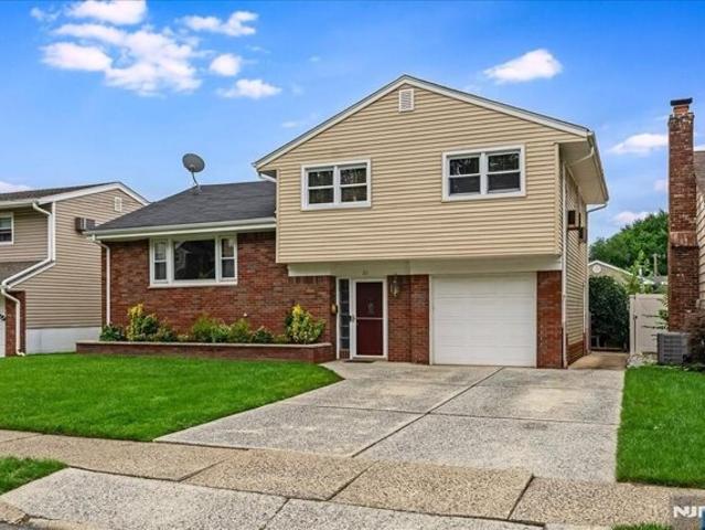 Moos Ln, Bergenfield, Home For Sale