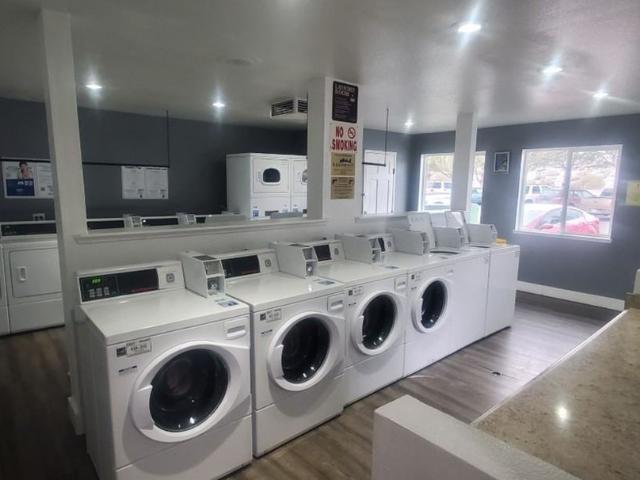 Moana 1 Bedroom Apartment for Rent at 3420 Kindred Ave, Reno, NV 89502 Convention Center
