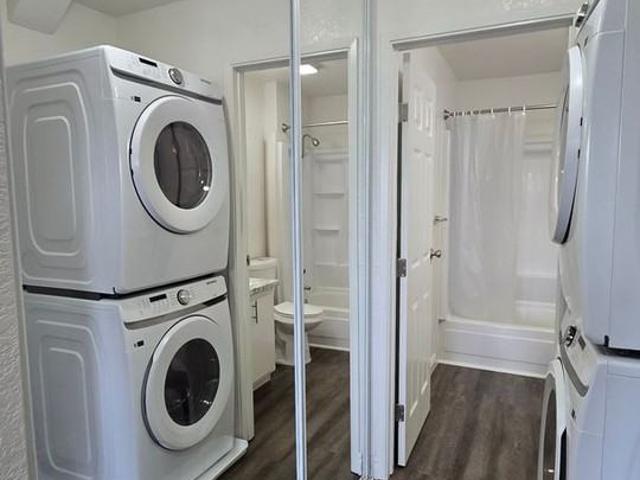 Moana Studio Apartment for Rent at 3420 Kindred Ave, Reno, NV 89502 Convention Center