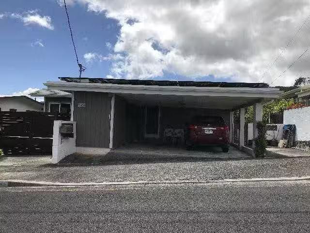 MOANALUA VALLEY 2/1 cfan, storage, patio, laundry 1486 Lalami.