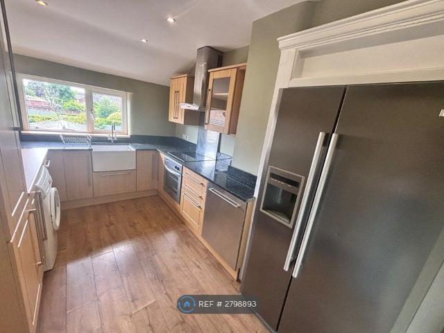 Mobberley, Knutsford WA16, 2 bed flat to rent, £1,100 pcm | PrimeLocation