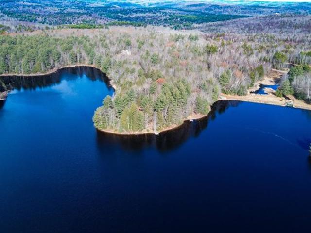 Moberg Rd, Becket, MA 01223