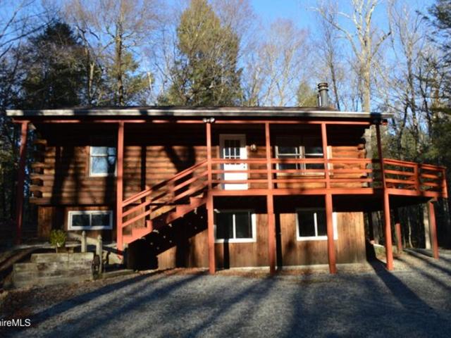 Moberg Rd, Becket, Home For Sale