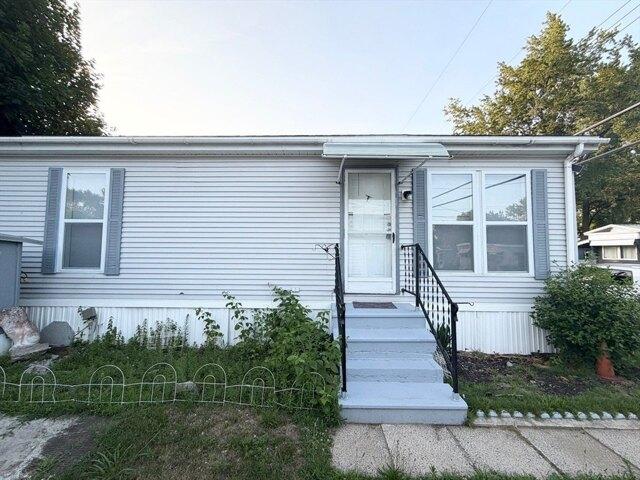 Mobile Home Way, Springfield, Property For Sale