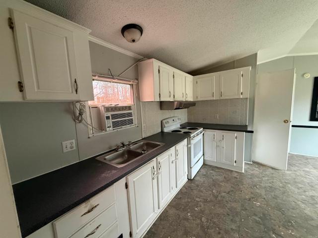 Mobile Home: MLS #26012