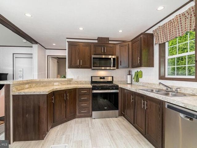 Mobile Rd, Harrisburg, Property For Sale