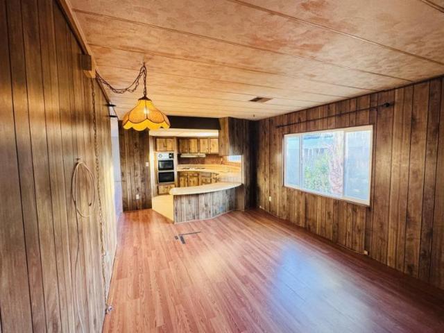 mobile with 2 bedroom, CA CA ES102553567