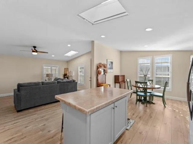 mobile with 2 bedroom, CA CA ES102752906