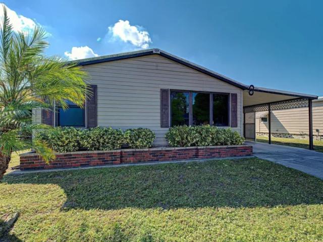 mobile with 2 bedroom, Englewood FL DS102399803