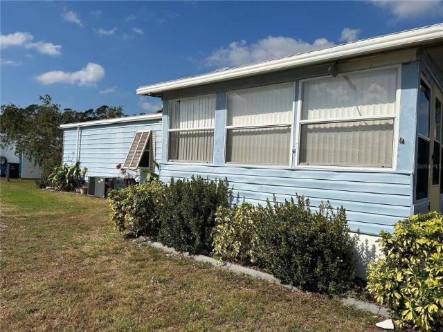 mobile with 2 bedroom, North Port FL DS102588046
