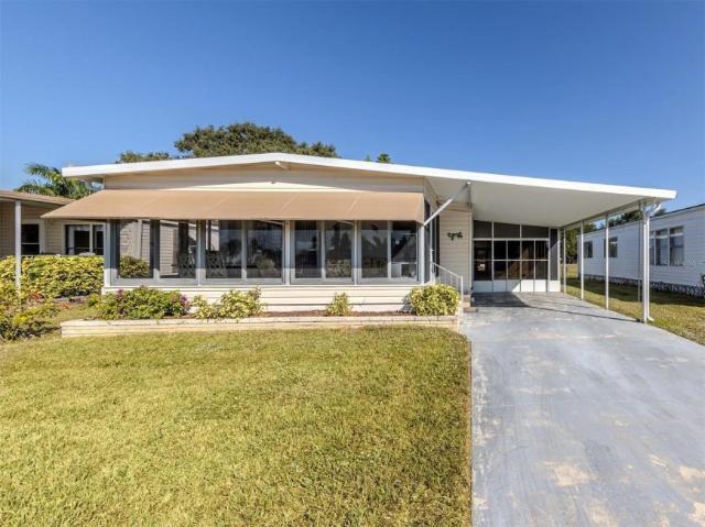 mobile with 2 bedroom, North Port FL DS102588166