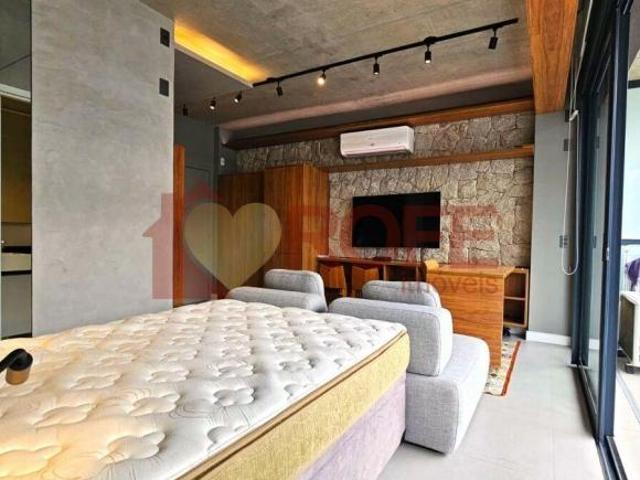 Mobiliado! Apartamento Stúdio com 42m² e com 1 vaga Vila Olímpia
