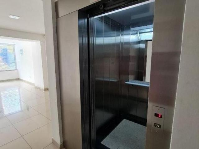 MOBILIADO Lindo Apartamento com 2 qtos/suíte/varanda gourmet/2 vagas/elevador, à venda, 75 m² por