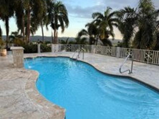 Moca, Home For Sale