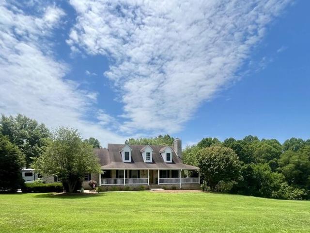 Mockingbird Cir, Bedford, Home For Sale