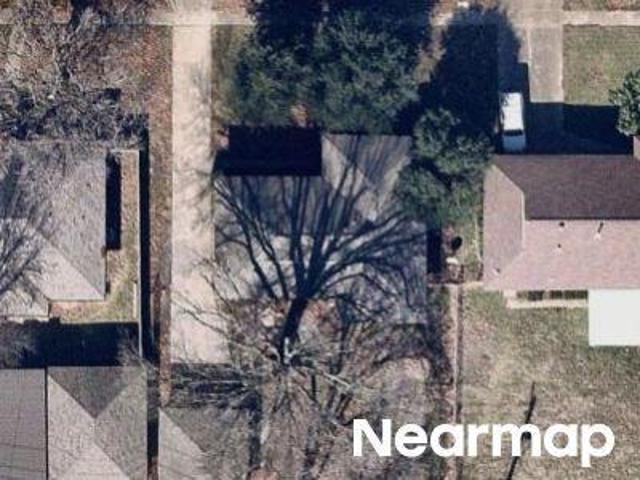 Mockingbird Ln