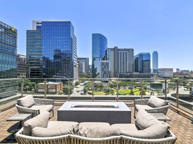 Moda Apartments 2 Bedroom Apartment for Rent at 1855 Payne St, Dallas, TX 75201 Victory Park