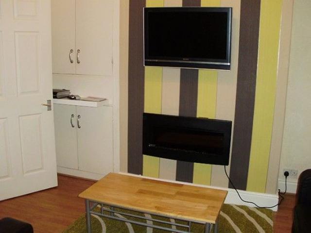 Modern 3 bed student house