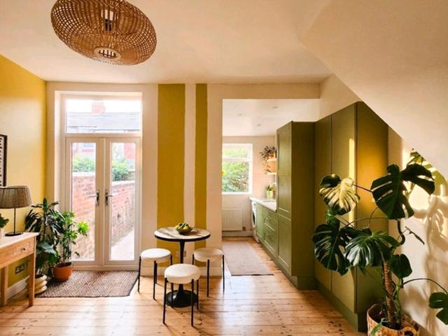 Modern 3 bed terrace Fully furnished