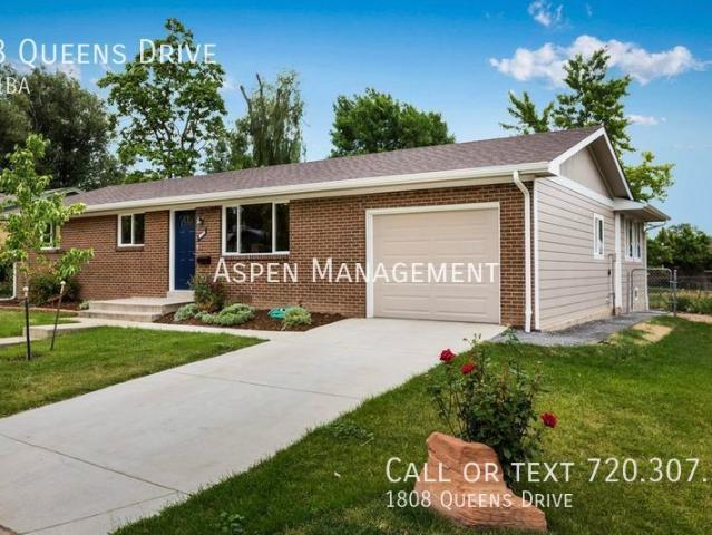 Modern 3 Bedroom 1 Bath Near Downtown Longmont!