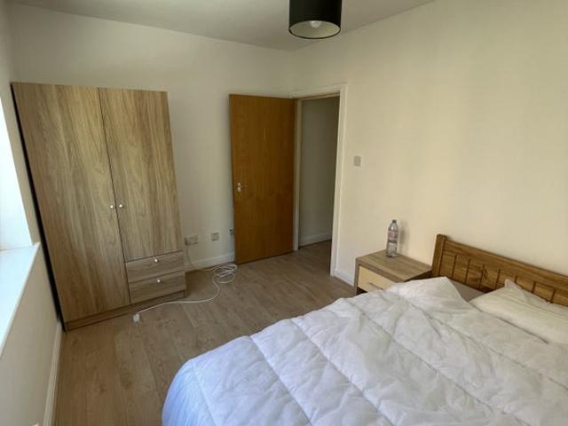 Modern 3 double bedroom apartment