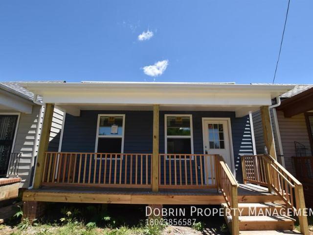 Modern 3BR Gem Close to Maymont Park