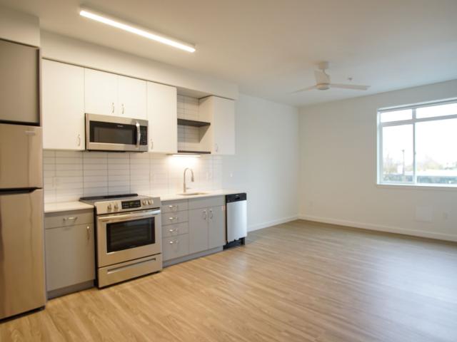 Modern 3rd Floor Studio with Condo Grade Finishes & APP FEE SPECIAL!