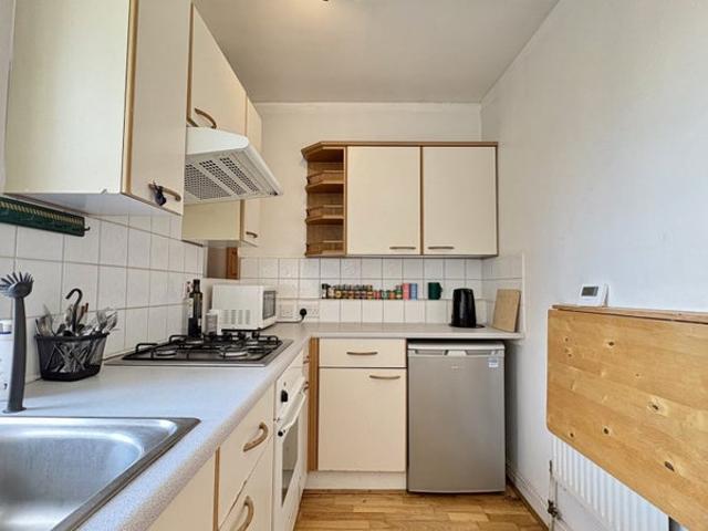 Modern 1/2 Bed Flat Near Hyde Park, Marylebone