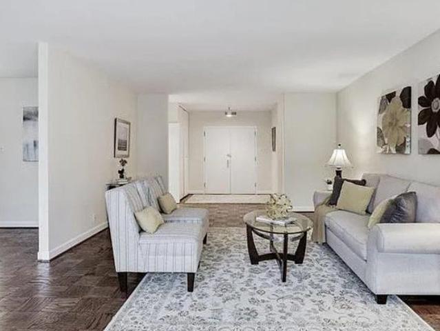 Modern 1 Bed Condo in Washington DC | 2 Bath$mo_Av