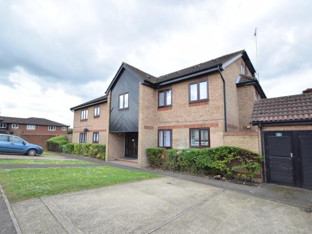 Modern 1 Bed Apartment in Rodeheath, Luton, Available Early June