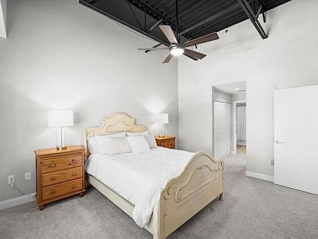 Modern 1 Bed Bath Condo in Charlotte | $mo | Avail