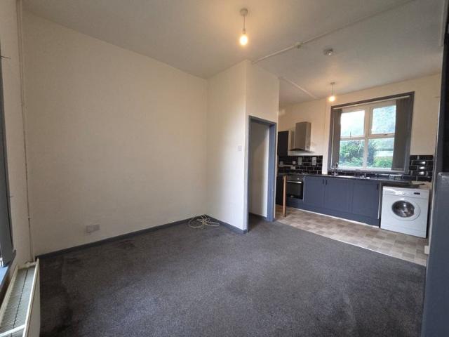 Modern 1 Bed Flat To Rent | Lower Broughton, M7