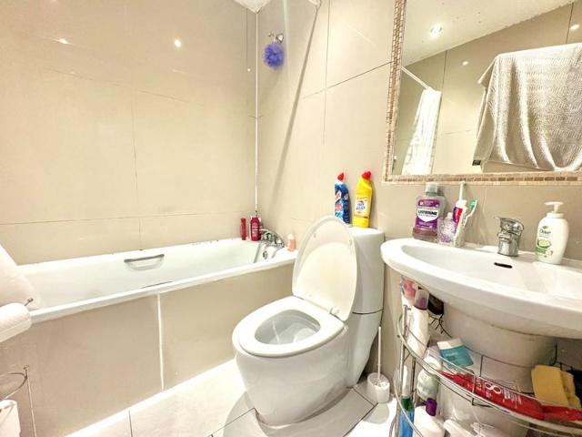 Modern 1 bedroom Hammersmith