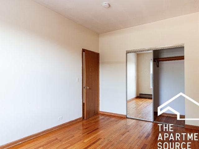Modern 1bed 1bath in Lakeview
