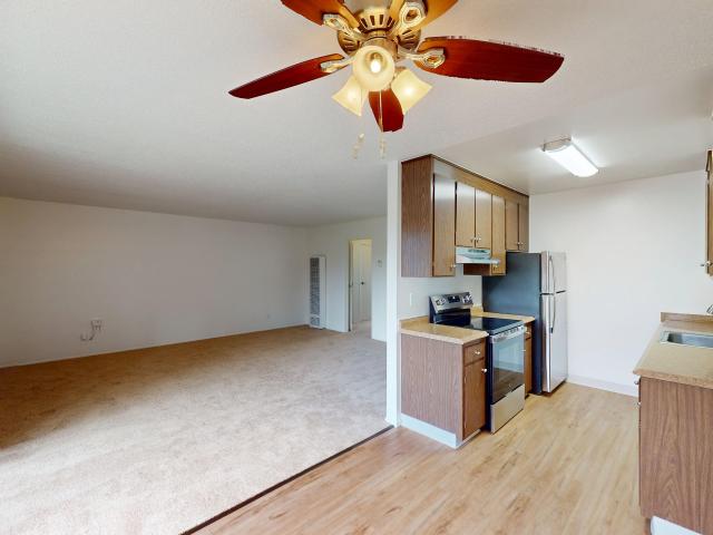 Modern 1BR with Parking Included & Pet Friendly in San Rafael