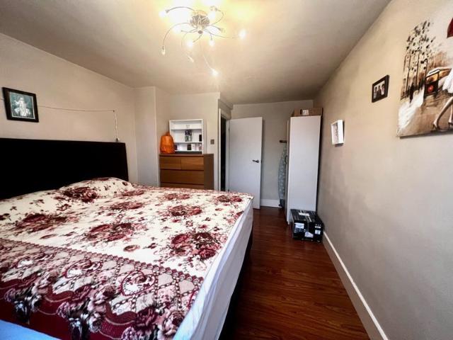 Modern 2 bed apartment in the heart of Stratford