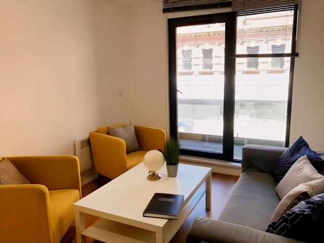 Modern 2 bedroom flat with a balcony, in West Bar