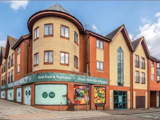 Modern 2 Bedroom 2 bathroom in Headington Oxford