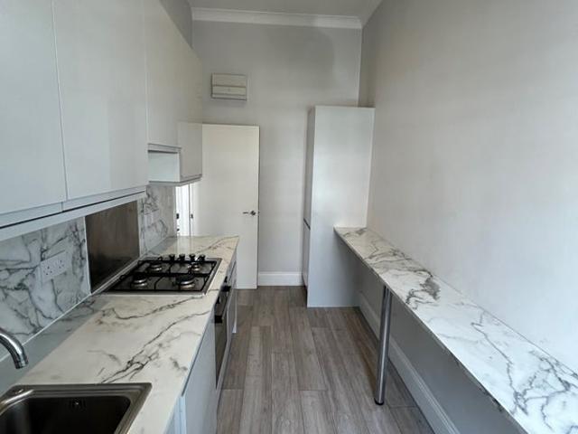 Modern 2 Spacious Bedroom