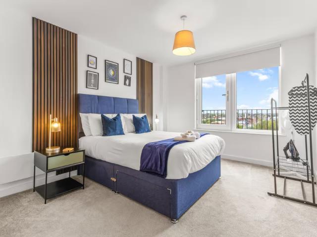 Modern 2BR Urban Nest In Salford, Manchester for 4