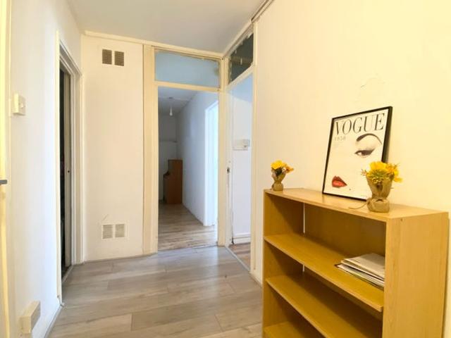 Modern 4 Bed, Flat with 2 Bath, Balcony & Lift