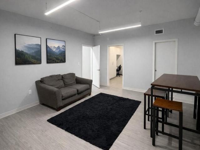 Modern 5 Bedroom Community Living | Basketball Gy