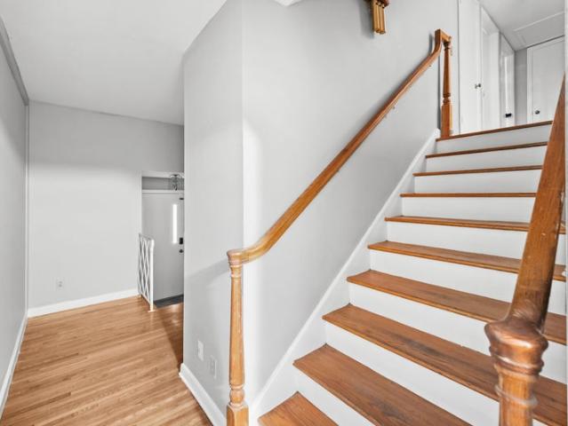 Modern & Cozy Living in Cedar Hills | Upgraded Ki