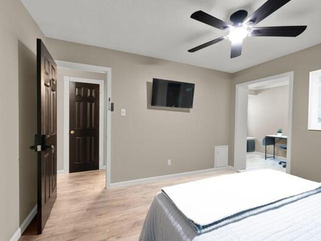 Modern Co Living near Texas Medical Center & Fannin South Transit